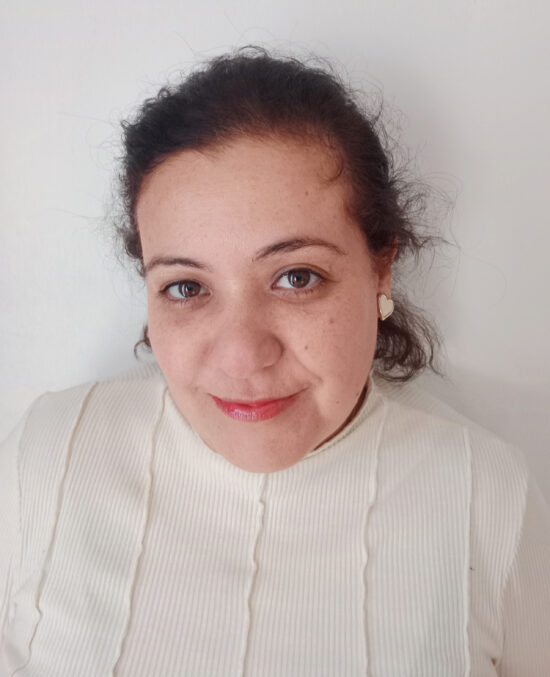 Katherine Navarro | Mujeres & academia